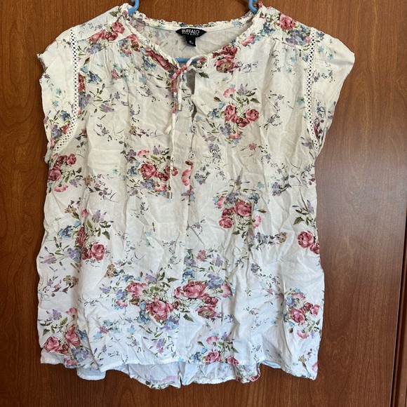 Buffalo David Bitton | Tops | Buffalo David Bitton Floral Blouse White ...